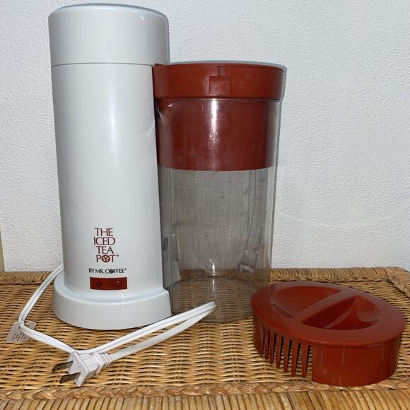 Mr. Coffee | Kitchen | The Iced Tea Pot By Mr Coffee Red 2 Qt Pitcher ...